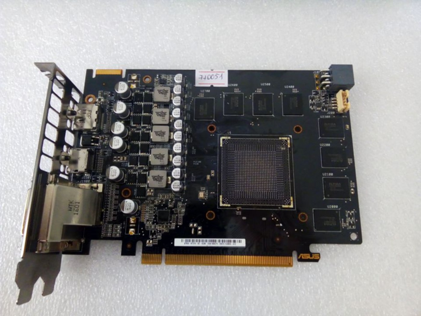 Video BAD - донор Asus Radeon STRIX-R7370-DC2OC-4GD5-GAMING (STRIX ...